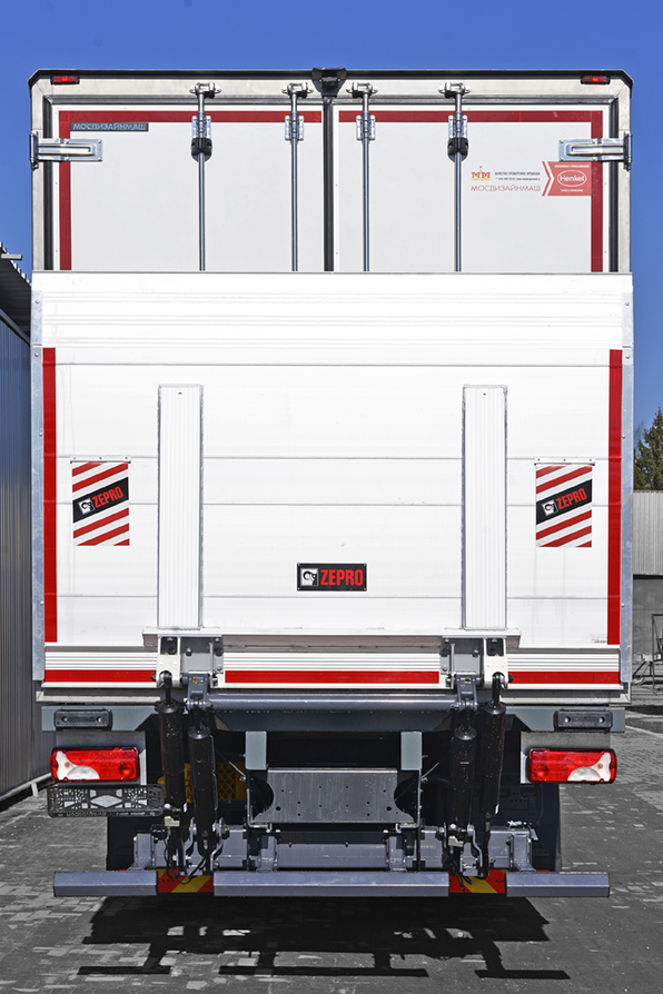 ZEPRO Z 15/20 | Tail Lifts | Hiab