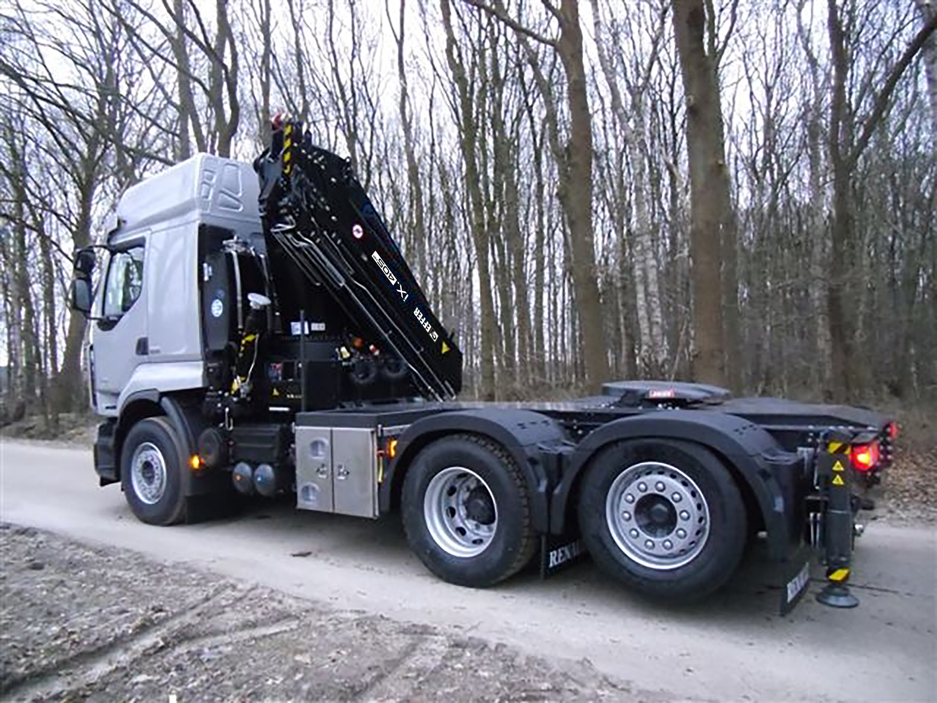 EFFER Superheavy Loader Cranes | Loader Cranes | Hiab