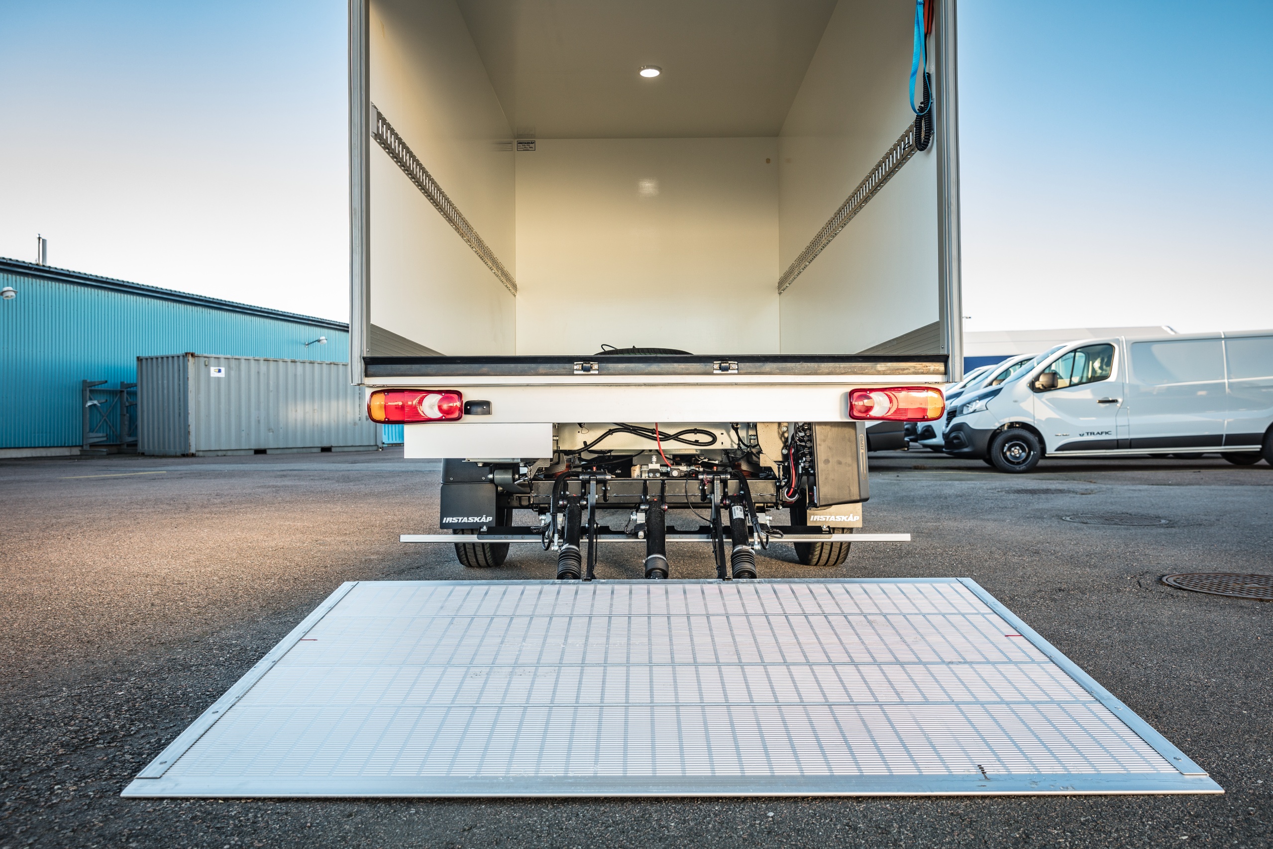 ZEPRO Z3N | Tail Lifts | Hiab