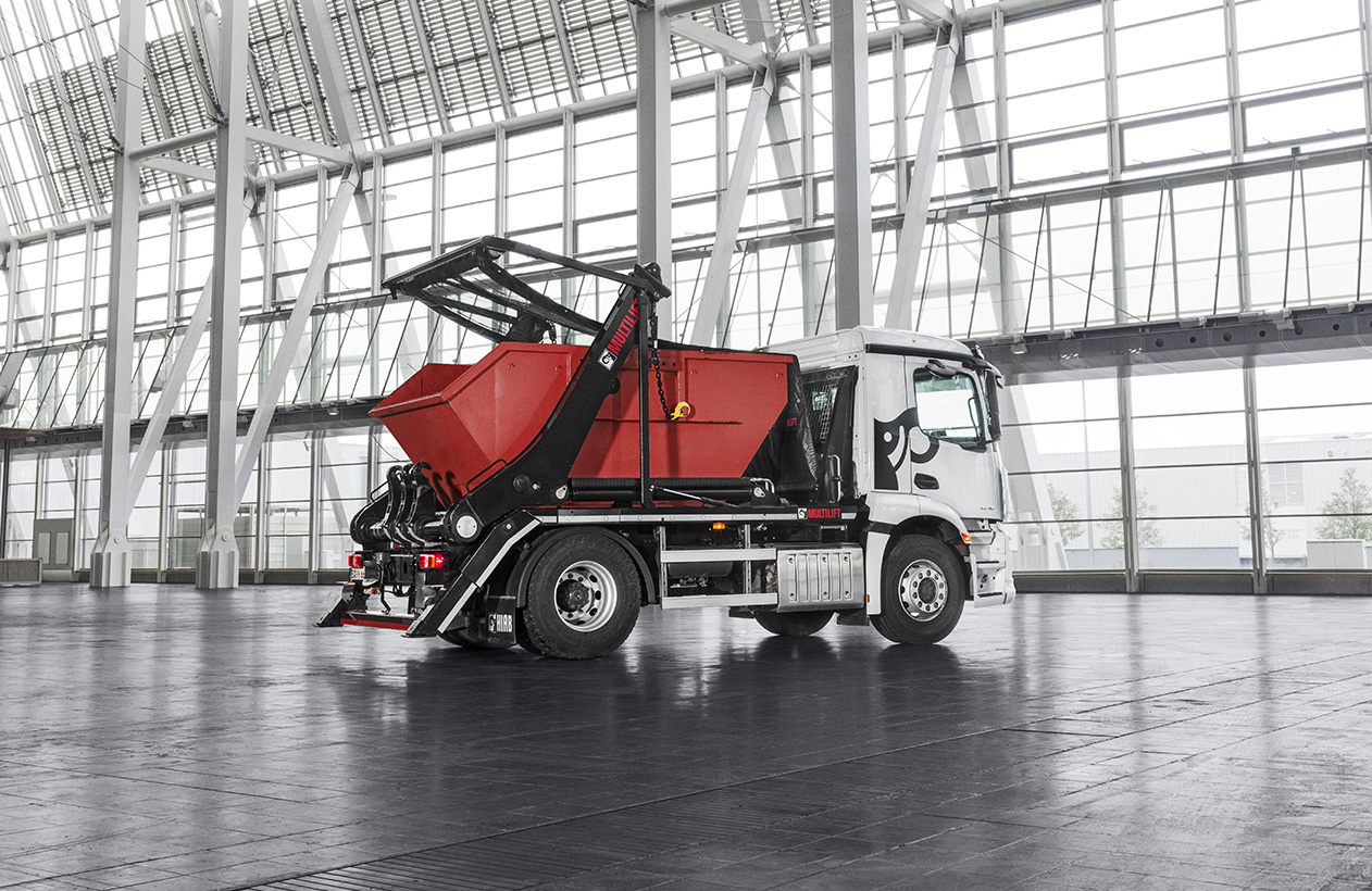 MULTILIFT | Hooklifts & Skiploaders | Hiab